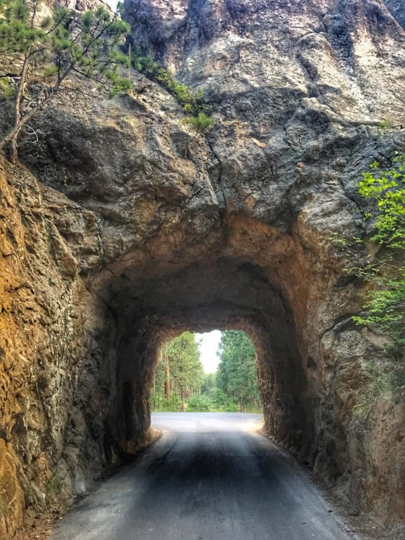 The Ultimate South Dakota Road Trip 3 Day Itinerary - Tattling Tourist